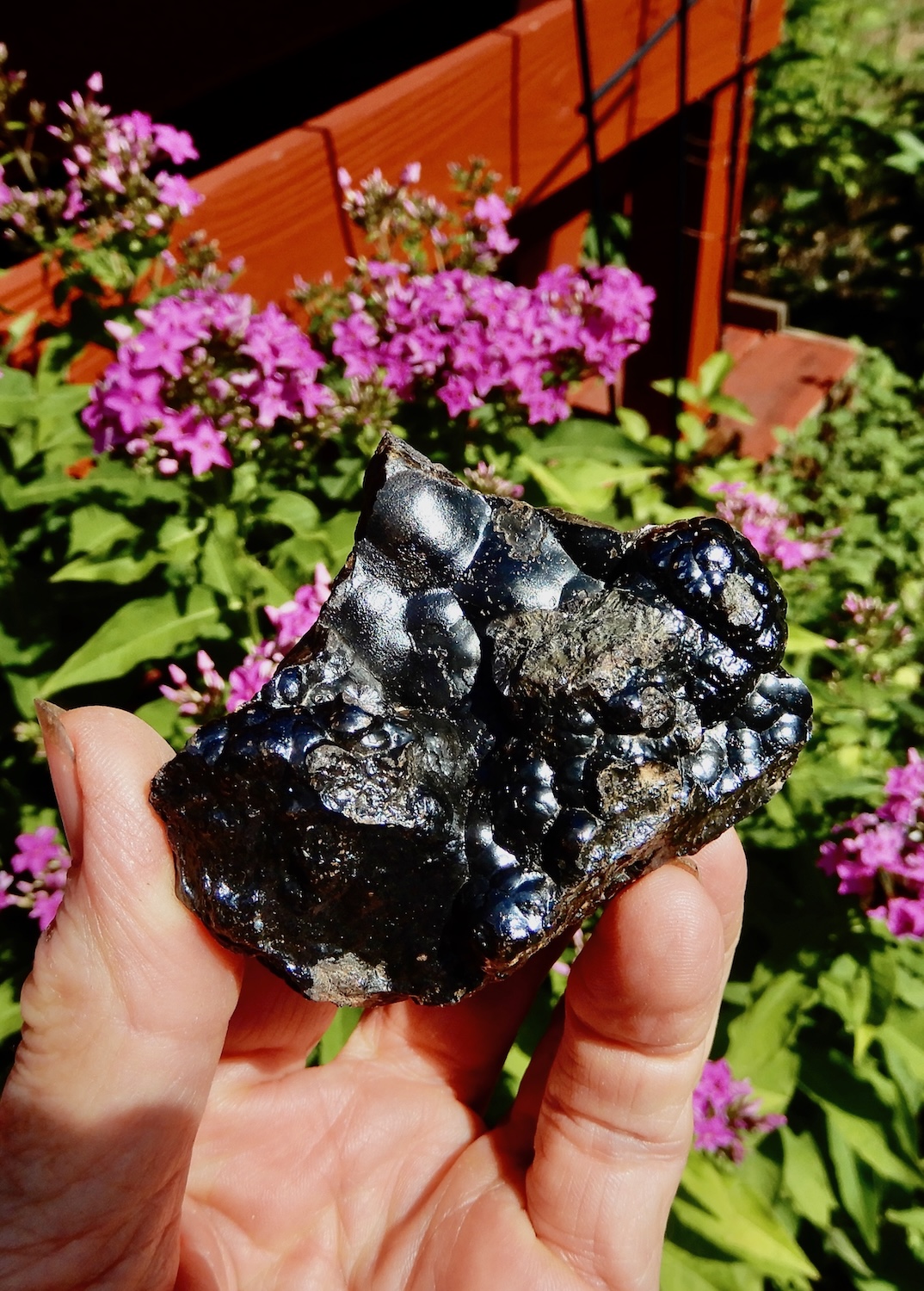 Hematite Rough Cluster - MOON SOUL MAGIC